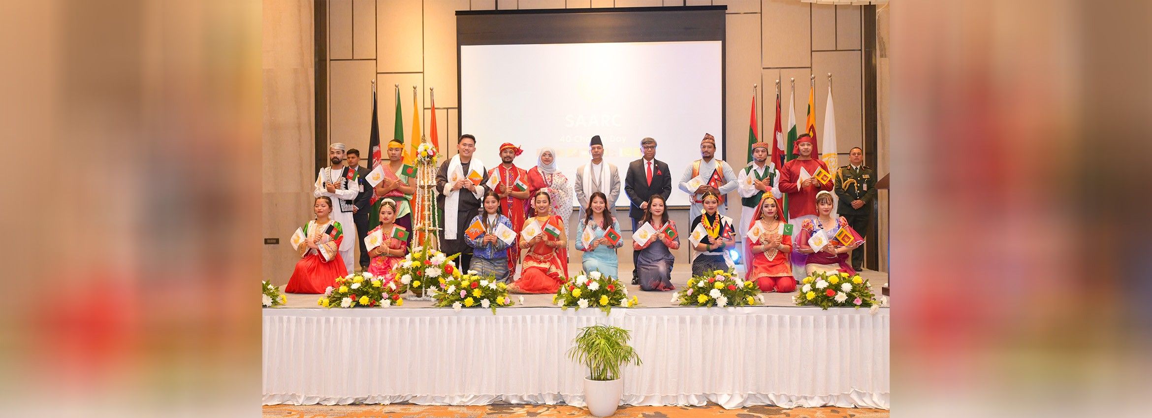 Rt.Hon. Vice President and H.E. Secretary General with the artists performing in the  SAARC Charter Day function.